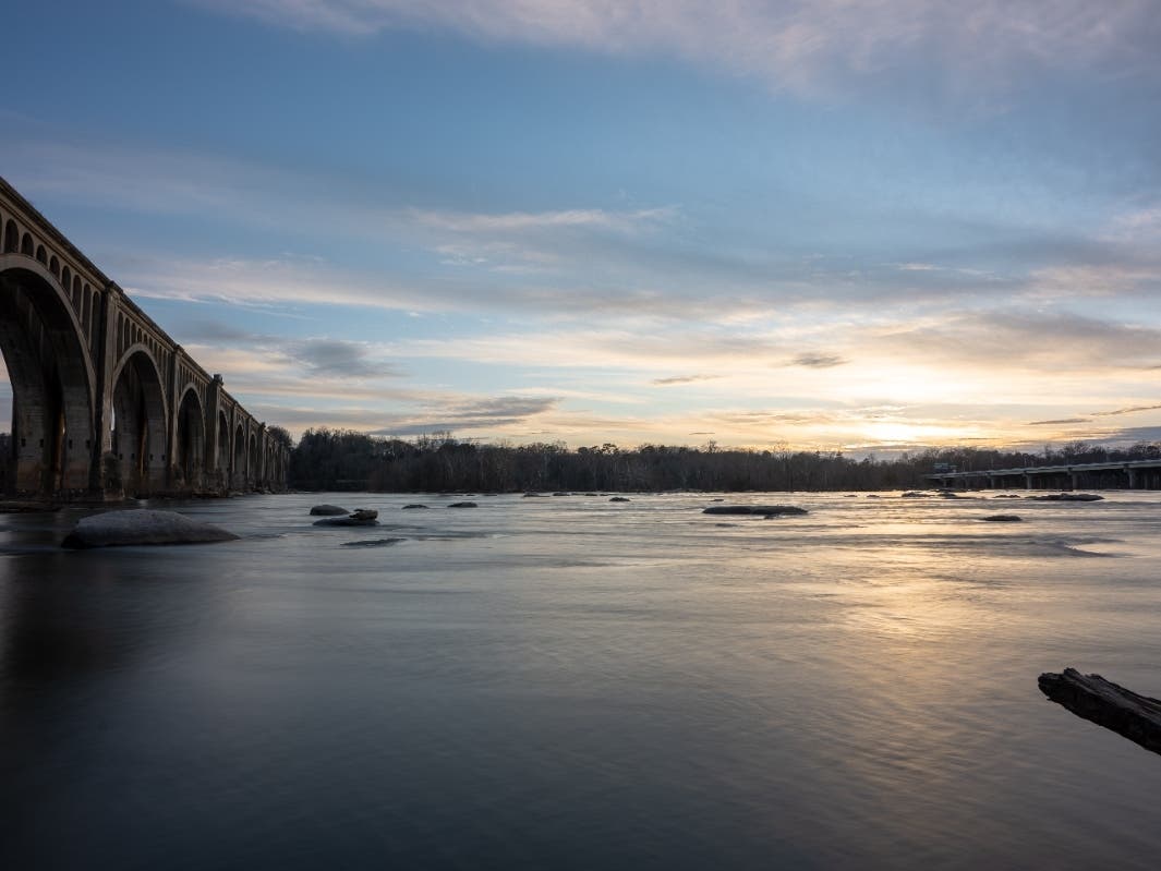 Woman's Body Found, 1 Still Missing After Floating Over Virginia Dam ...