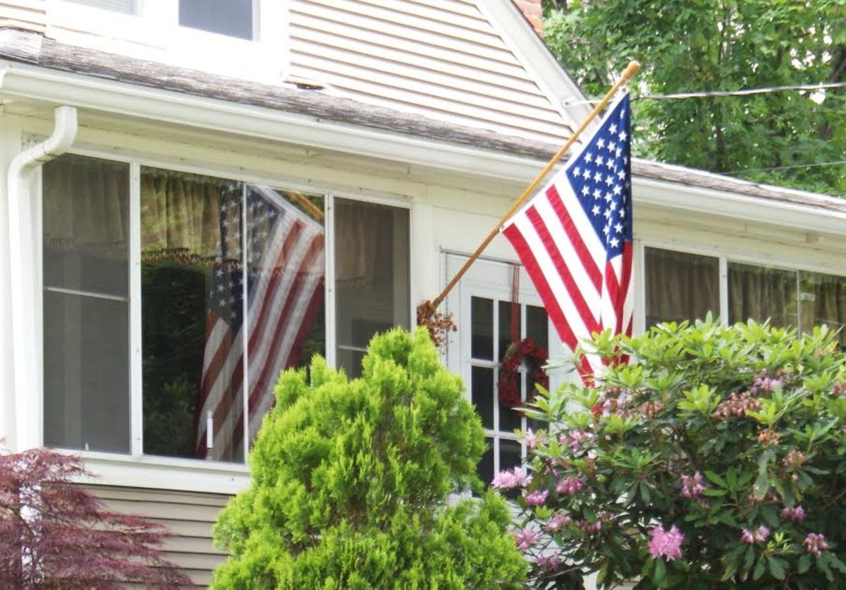 Flag Day Flag Tips for Manchester Residents | Manchester, CT Patch