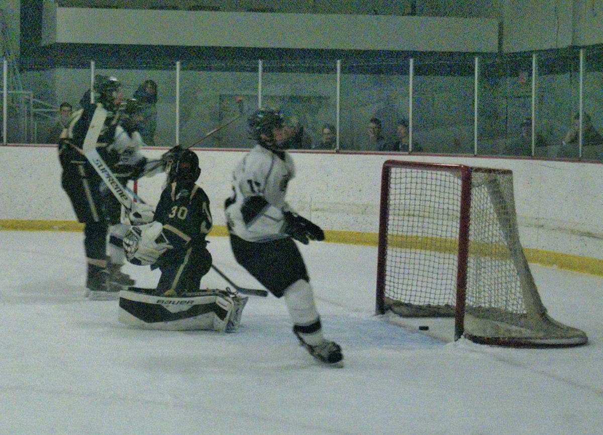 PHOTOS: Windsor Locks, East Windsor Players at Enfield Ice Hockey ...