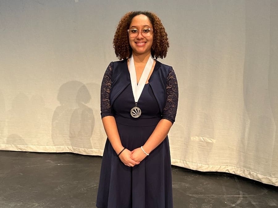 Suffield Student Named 2024 Distinguished Young Woman Of Connecticut ...