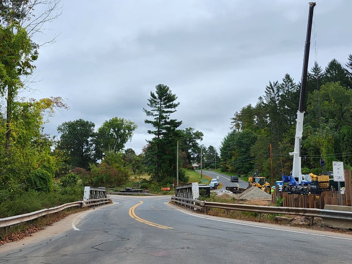 Stiles Bridge Re-Opens Over Scantic River In East Windsor | Windsor ...