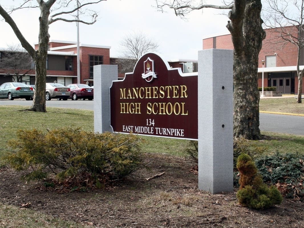 Manchester Sprinter Wins Event At CIAC Indoor Track State Open ...