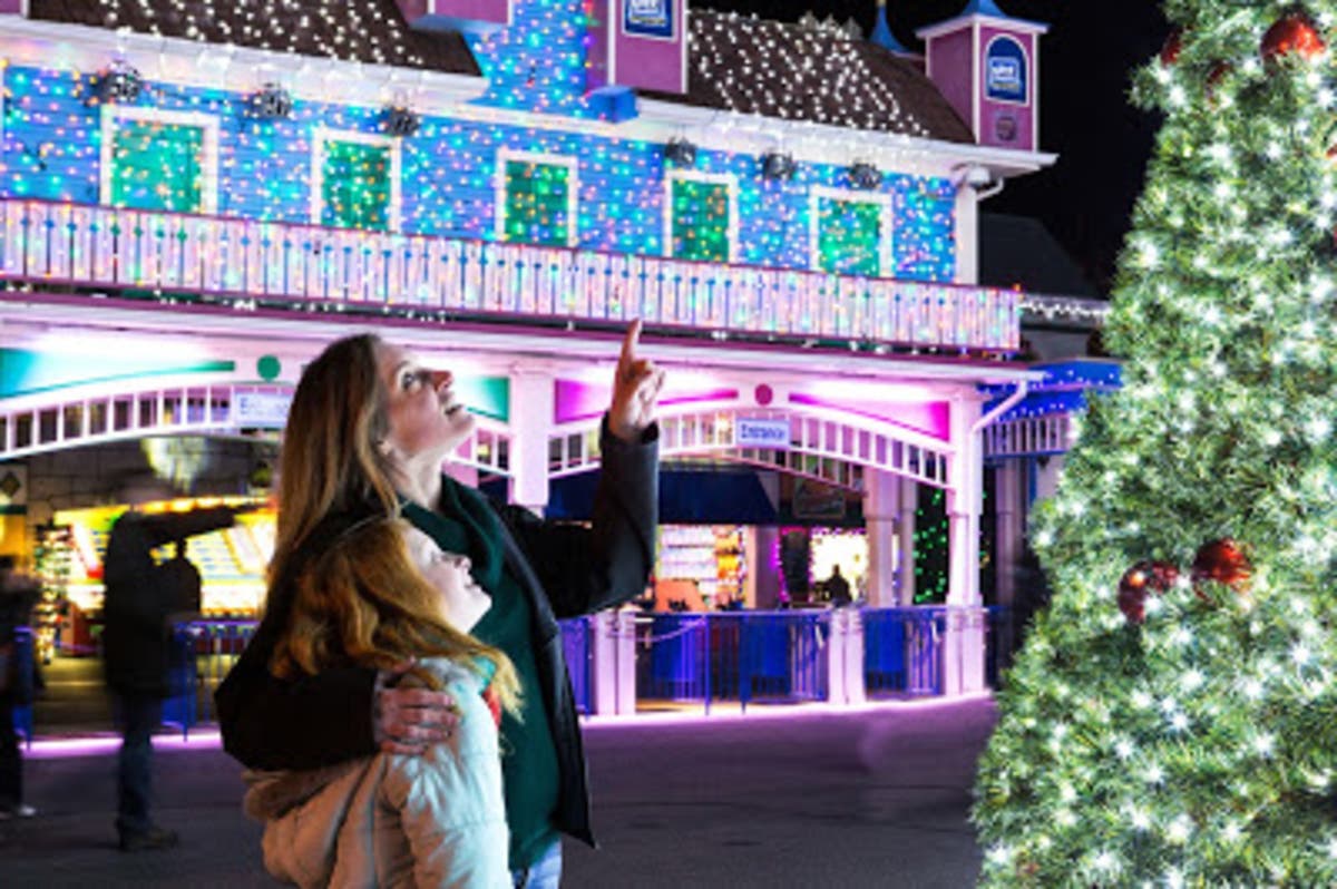 Holiday Lights @ Lake Compounce | Woodbury, CT Patch