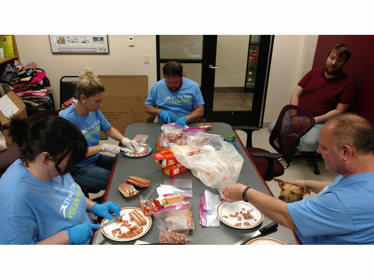 Symetra's West Des Moines Employees Give Back During Symetra Week of ...