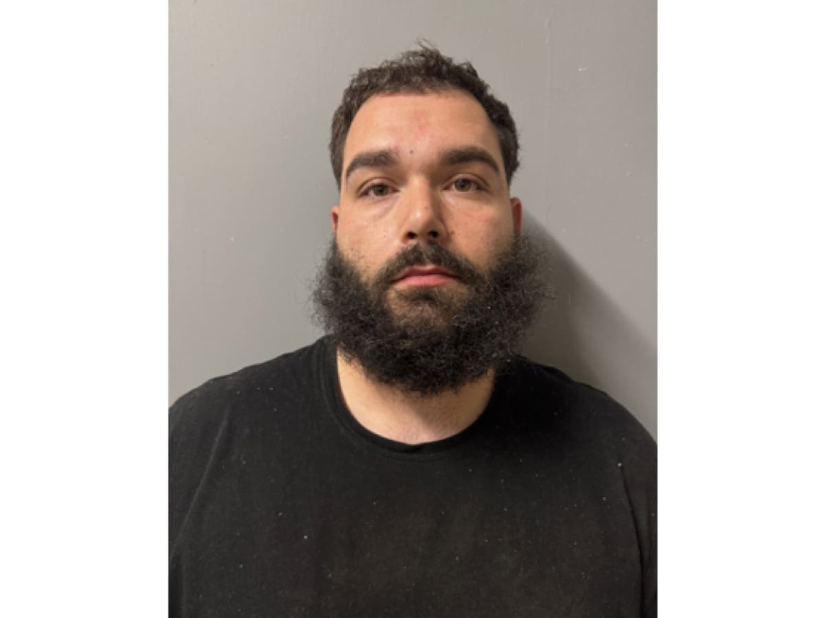 Pawtucket Man Arrested In Sex Sting Once Robbed Pizza Deliveryman At ...
