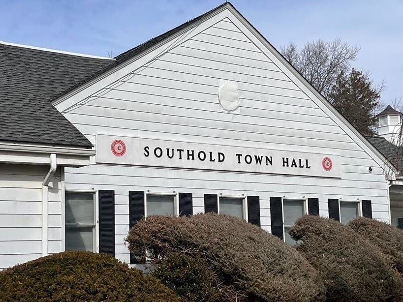 Southold Town Proposes 12-Month Extension On New Hotel Moratorium ...