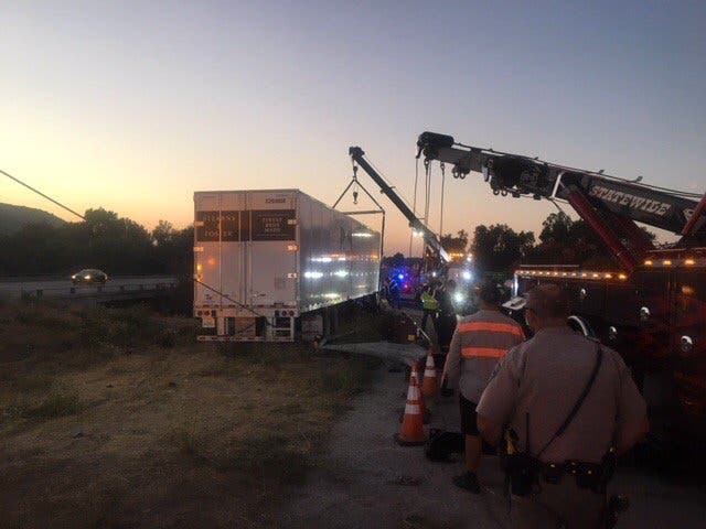 Massive I-15 Wreck In Temecula Prompts 10-Hour Closure [UPDATED ...