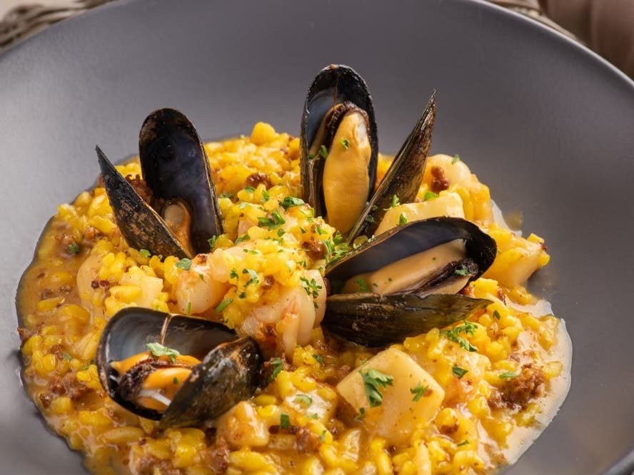 Johnathan Rodriguez Named Executive Chef & F&B Director At Sal Y Mar ...