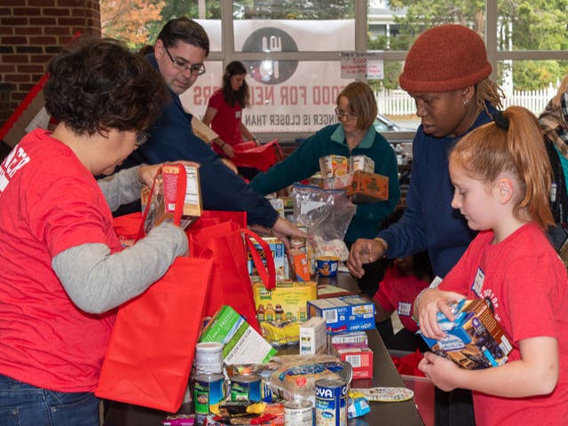 Donate Today and Make a Difference with Food For Neighbors! | Herndon ...