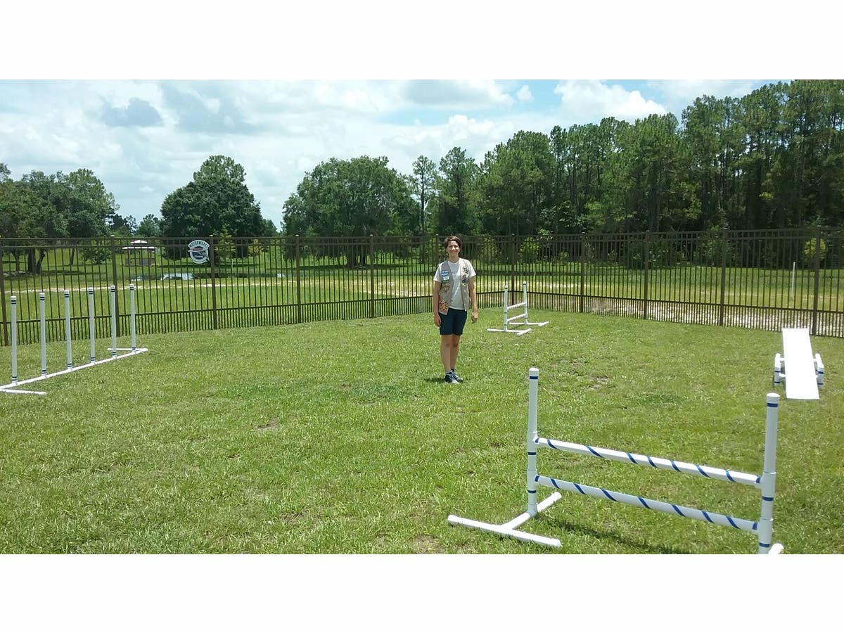 Faith Holliday, 14, Builds Agility Course For Donte's Den To Become One ...