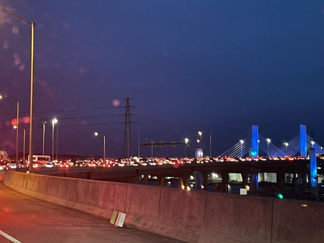 West Haven Man Killed In Overnight Q Bridge Wrong-Way Crash: Police ...