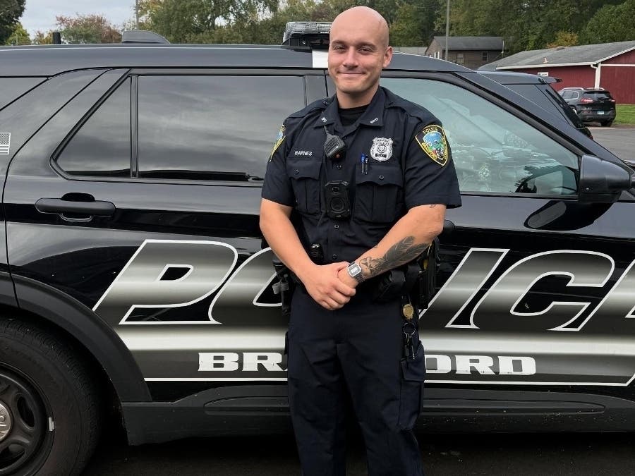New Branford Cop Also National Guard Member Who Completed Air Assault ...