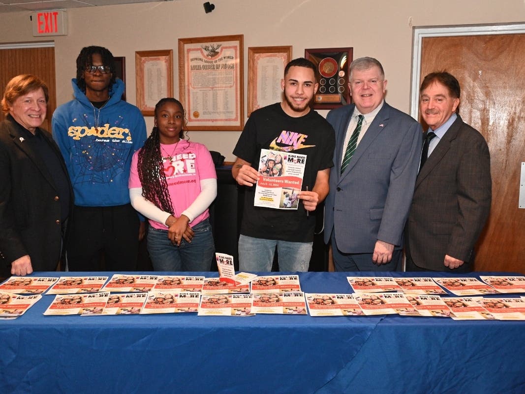 HIghlights of the 5th Annual Lindy Cares Spirit of the Community ...