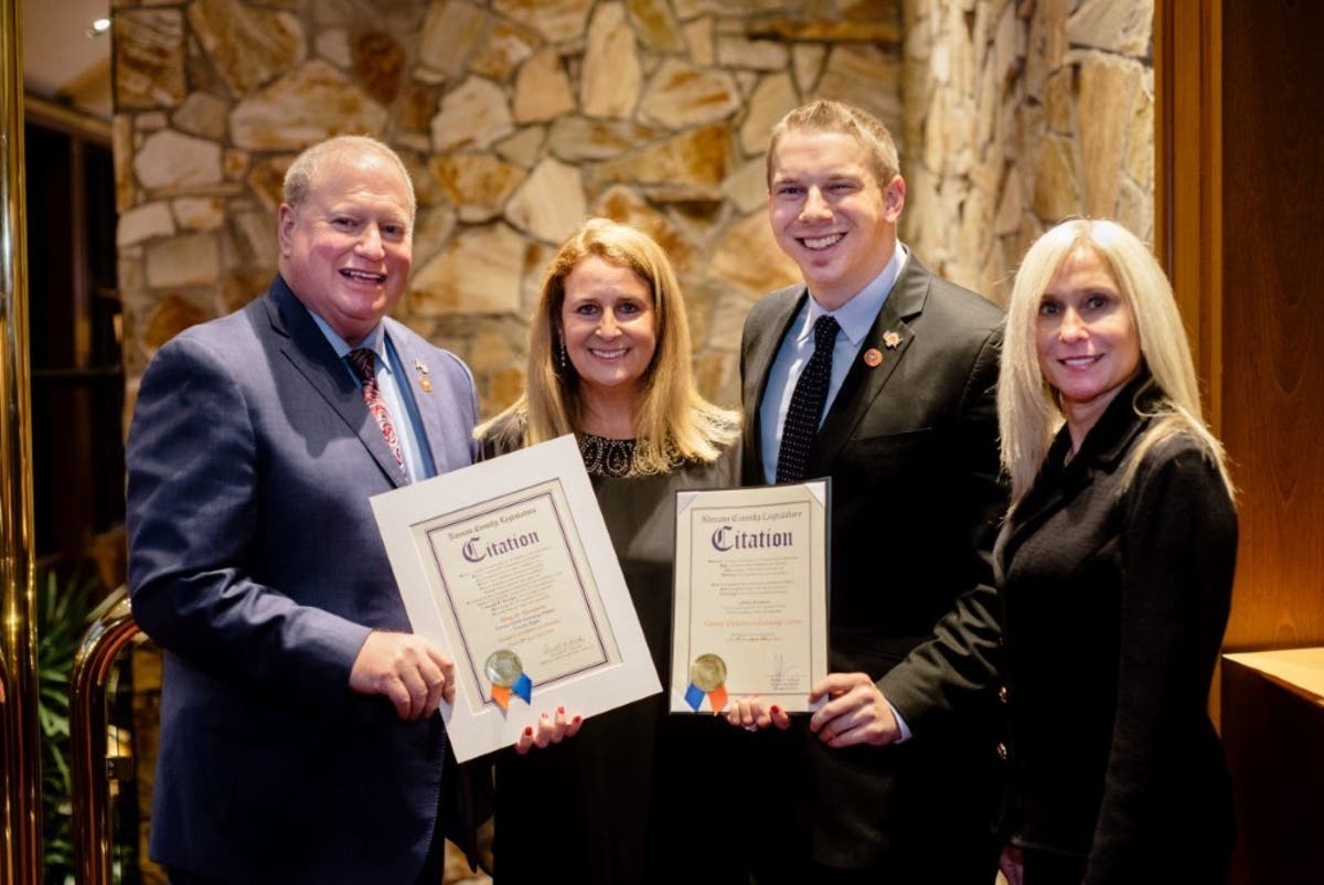 Mara Navaretta Gets VCLC Champion of Children & Families Award | Oyster ...