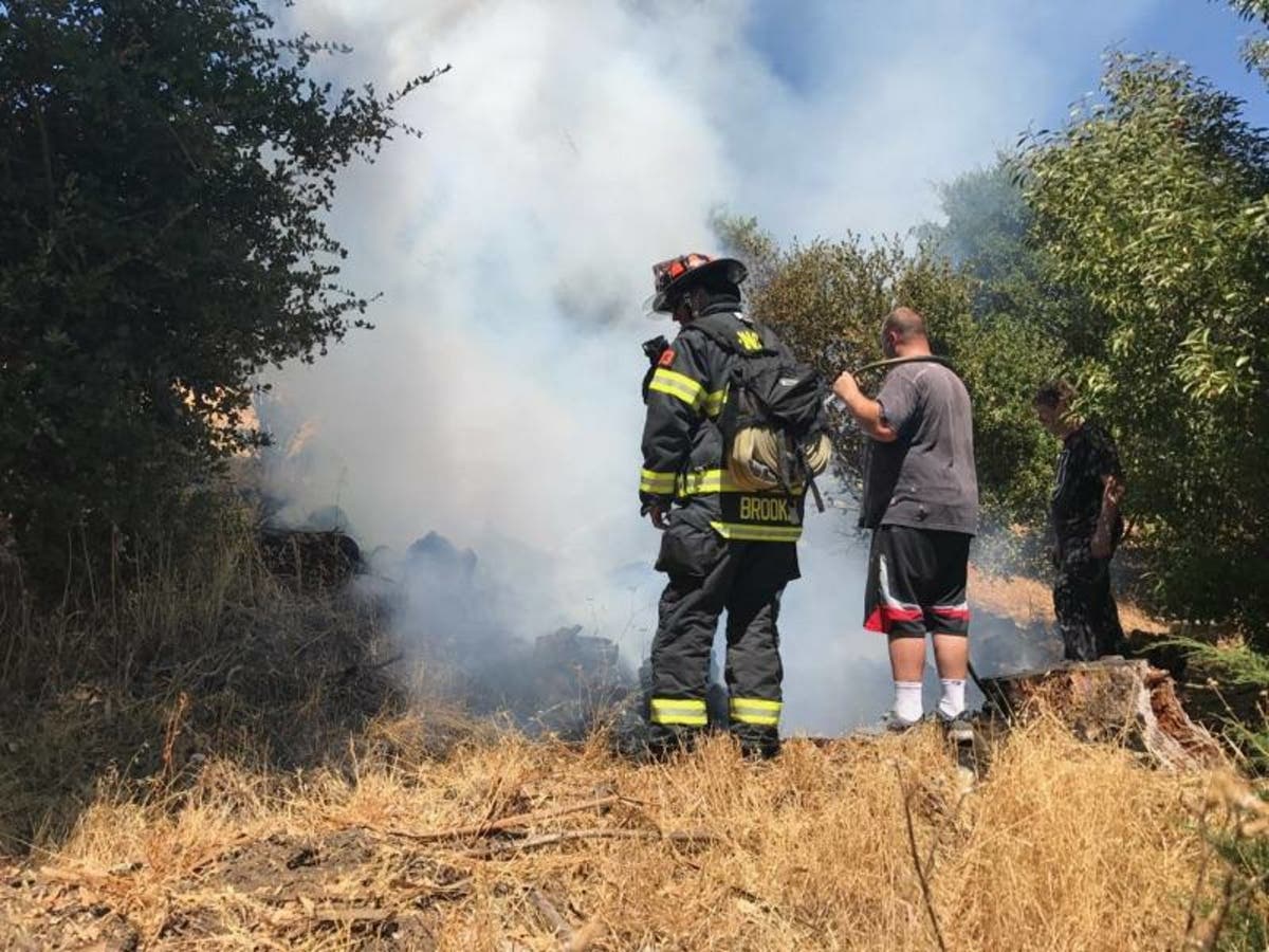 Firefighters Extinguish Small Brush Fire In Pinole | Pinole, CA Patch
