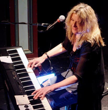 Nov 22 | Gail Storm in Concert | North Fork, NY Patch