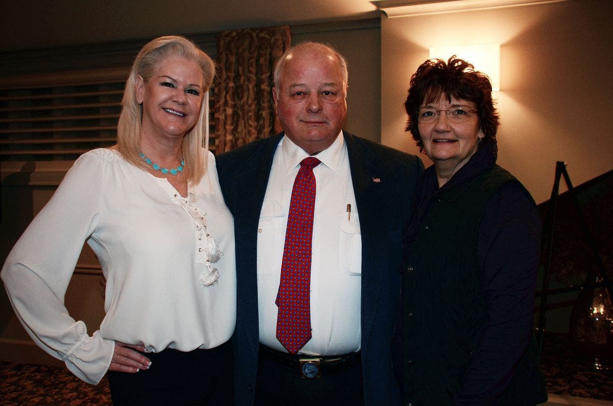 Red Carpet Extravaganza Photo Gallery | Barrington, IL Patch