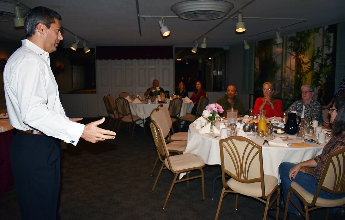 Photo Gallery: Illinois State Rep. Anthony DeLuca Hosts Breakfast for ...
