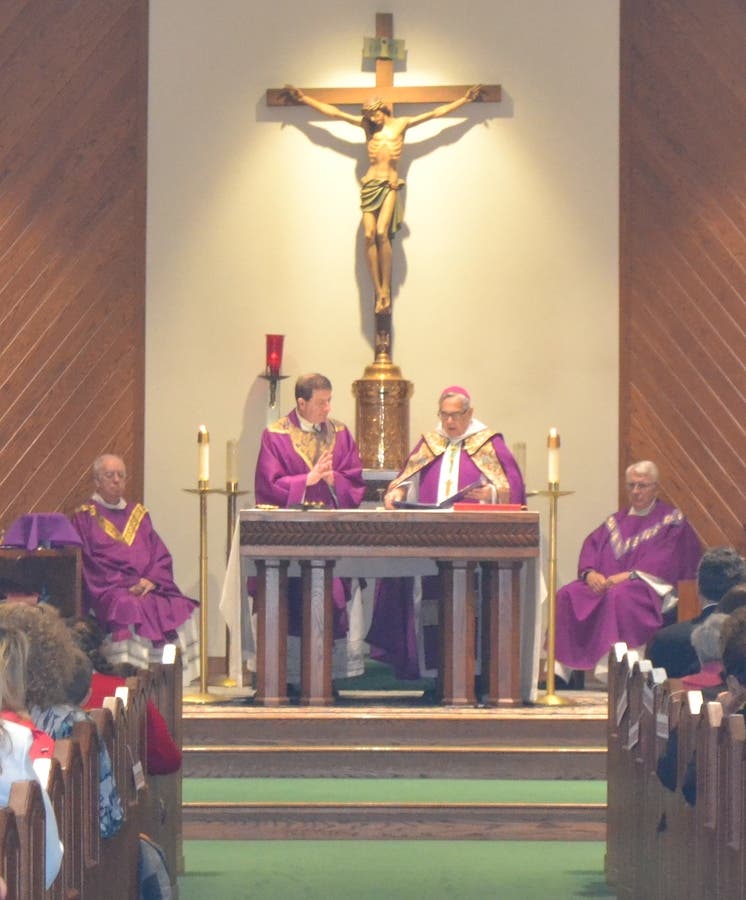 Mass of Installation at St. Gregory Barbarigo Church, Garnerville | New ...