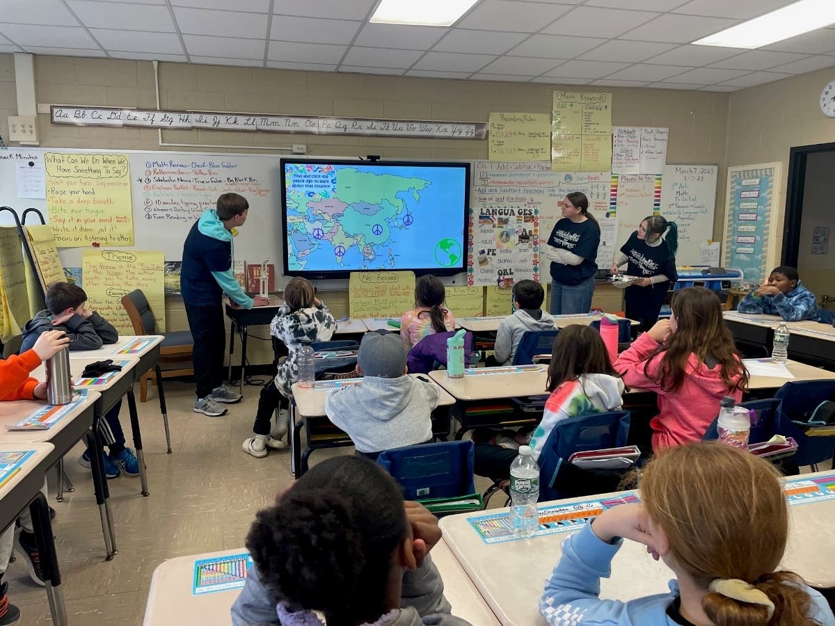 Babylon UFSD Celebrates World Languages Week | Babylon Village, NY Patch