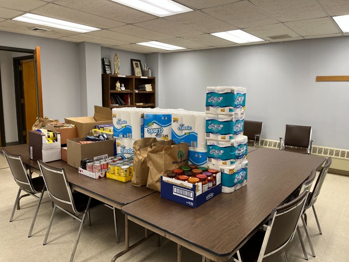 Miller Place Students and Staff Bring Thanksgiving to Those in Need ...
