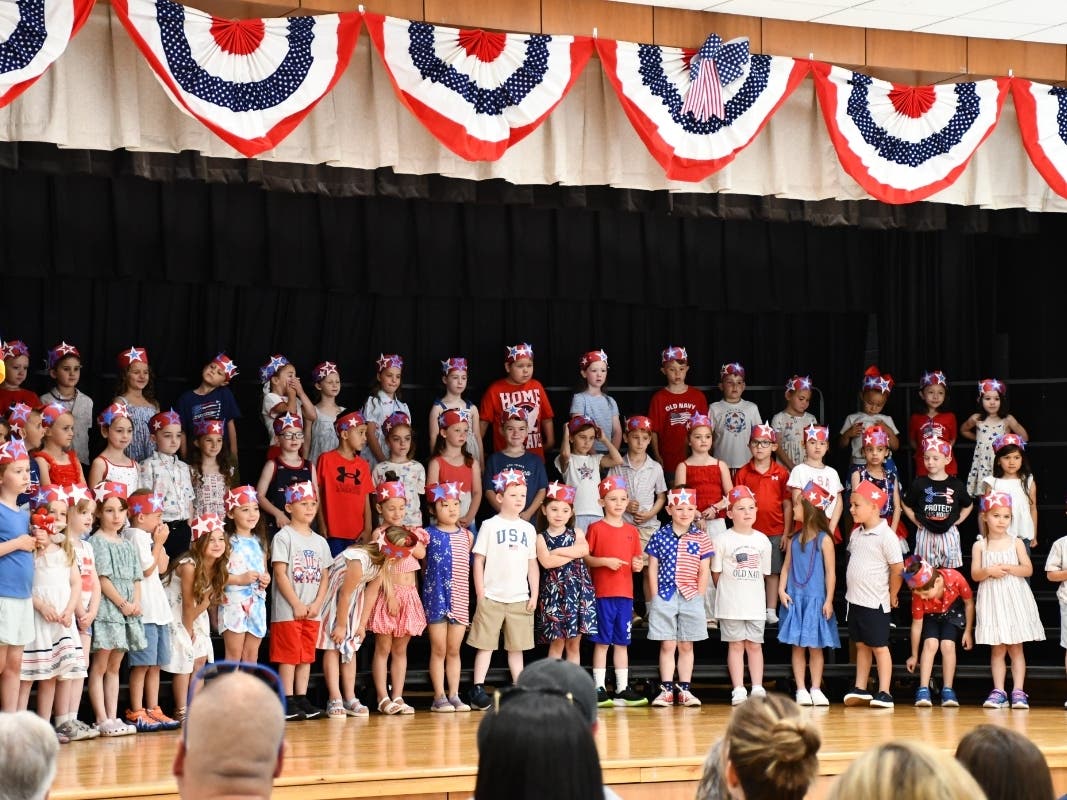 Sunrise Drive Elementary School Honors Veterans and Military During ...