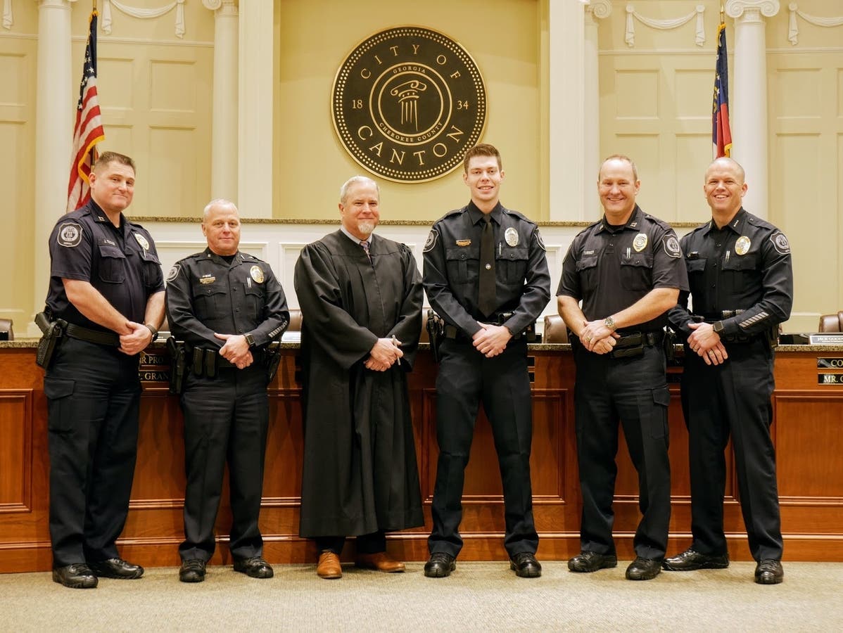 Canton Police Department Welcomes New Officer | Canton, GA Patch