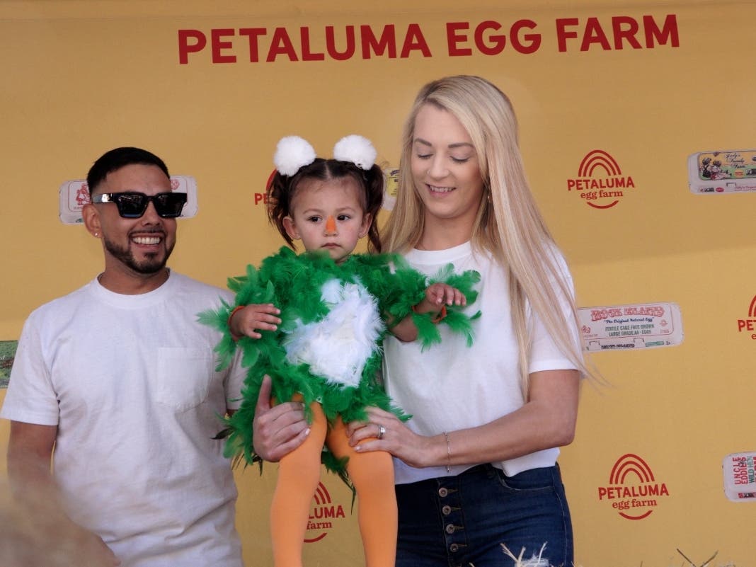 24 Adorable Photos From The Cutest Little Chick Contest | Petaluma, CA ...