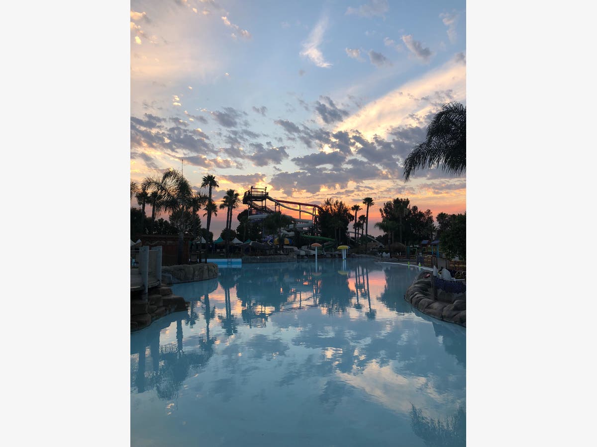 Dawn Breaks Over Hurricane Harbor: Concord Photos Of Week | Concord, CA ...