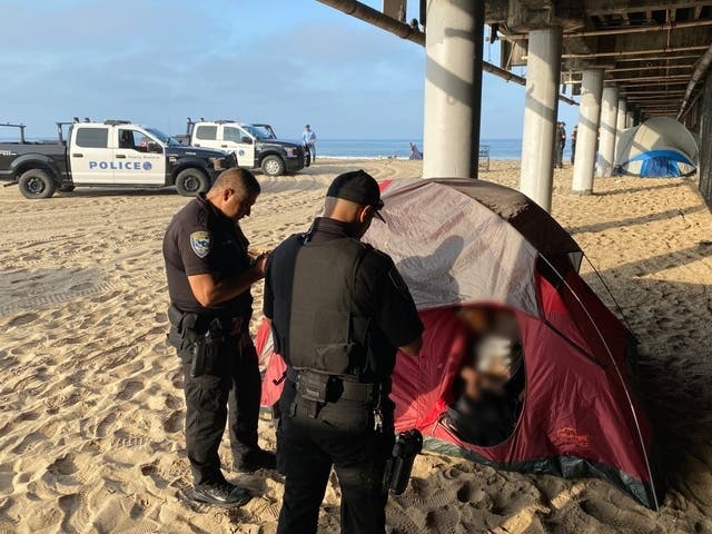 Collab Team Holds Homeless Outreach Effort In Santa Monica | Santa ...