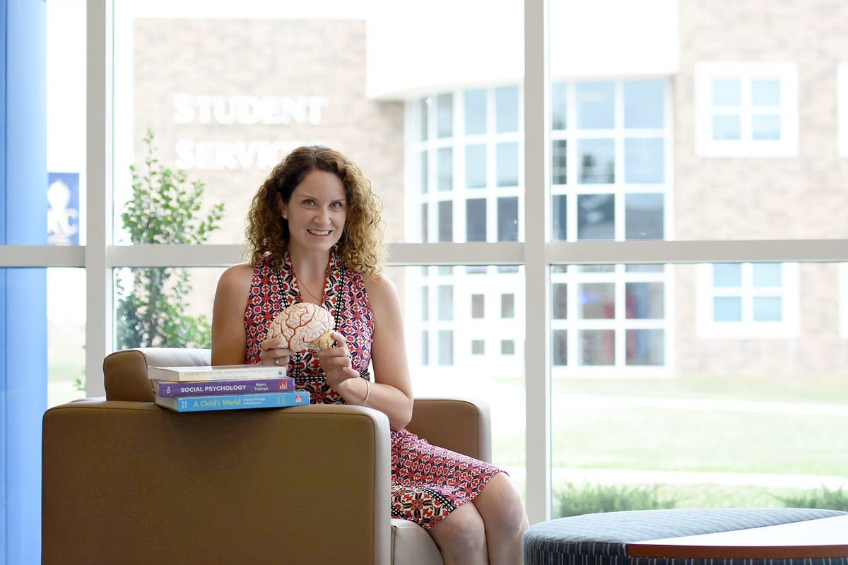 Psyched About Teaching: Jessica Jolly Named 2017 Lindback Award Winner ...