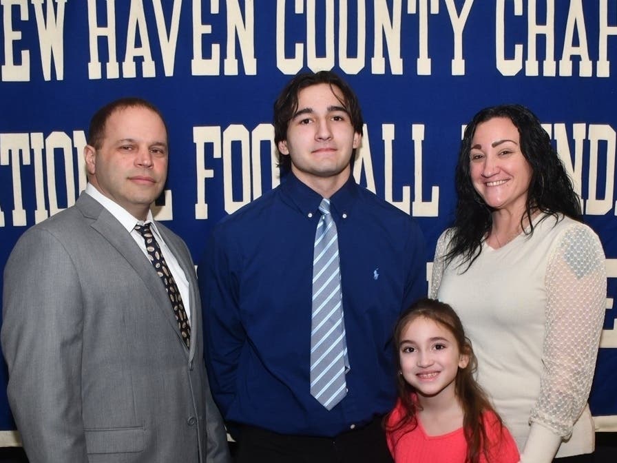 Meriden Football Player To Be Honored As Scholar Athlete | Meriden, CT ...