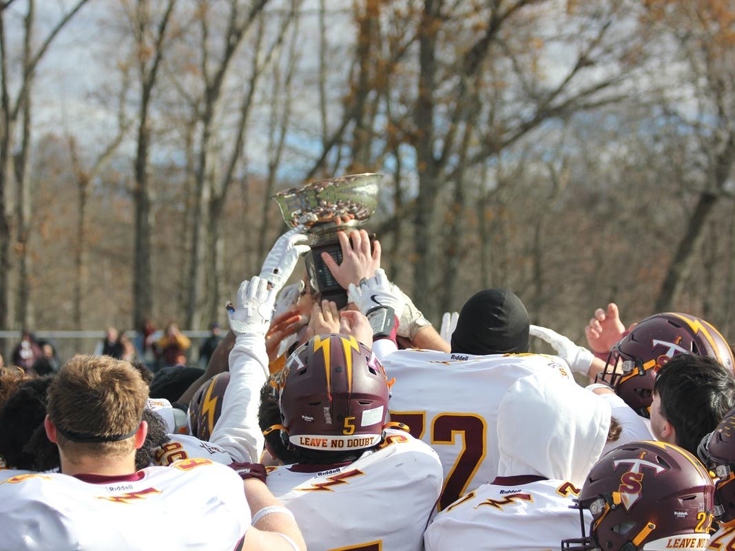 Sheehan Cruises Past Lyman Hall In Carini Bowl Victory: PHOTOS ...