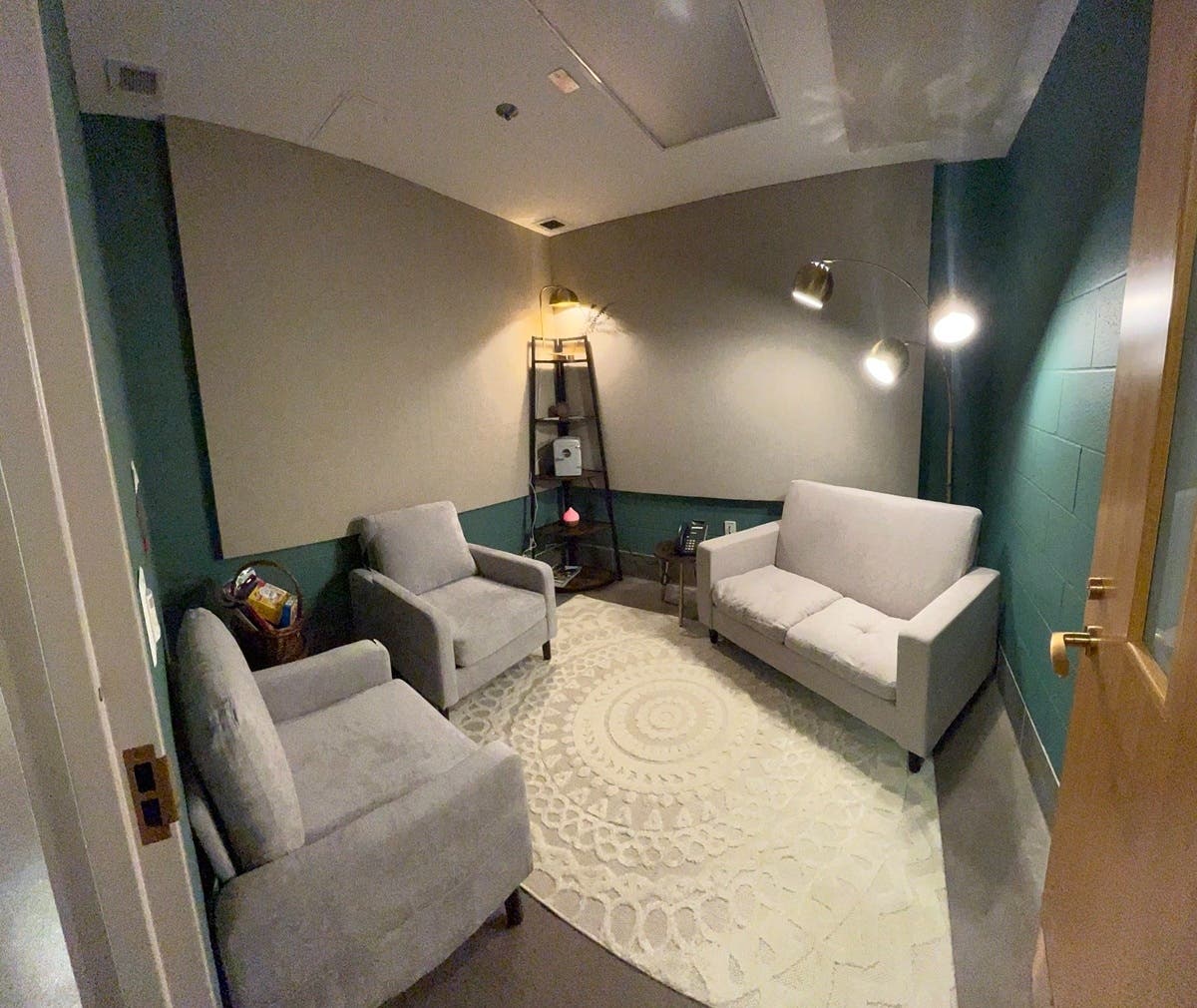 Hamden Police Open New Comfort & Care Room, Honor Slain Teen | Hamden ...