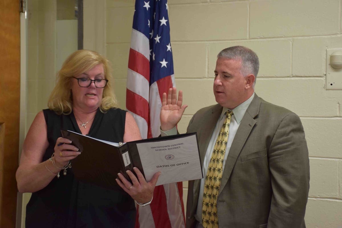 Smithtown Board of Education Elects 5 New Members [Photos] | Smithtown ...