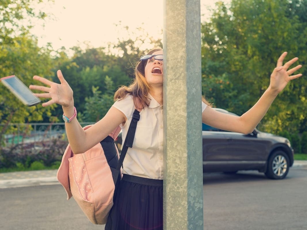 Cellphone Distraction Linked to Increase in Head Injuries | New ...