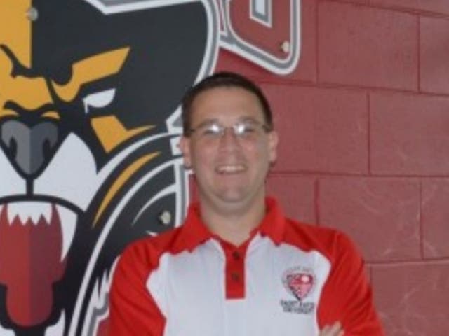 Longtime SXU Sports Information Director Resigns | Beverly, IL Patch