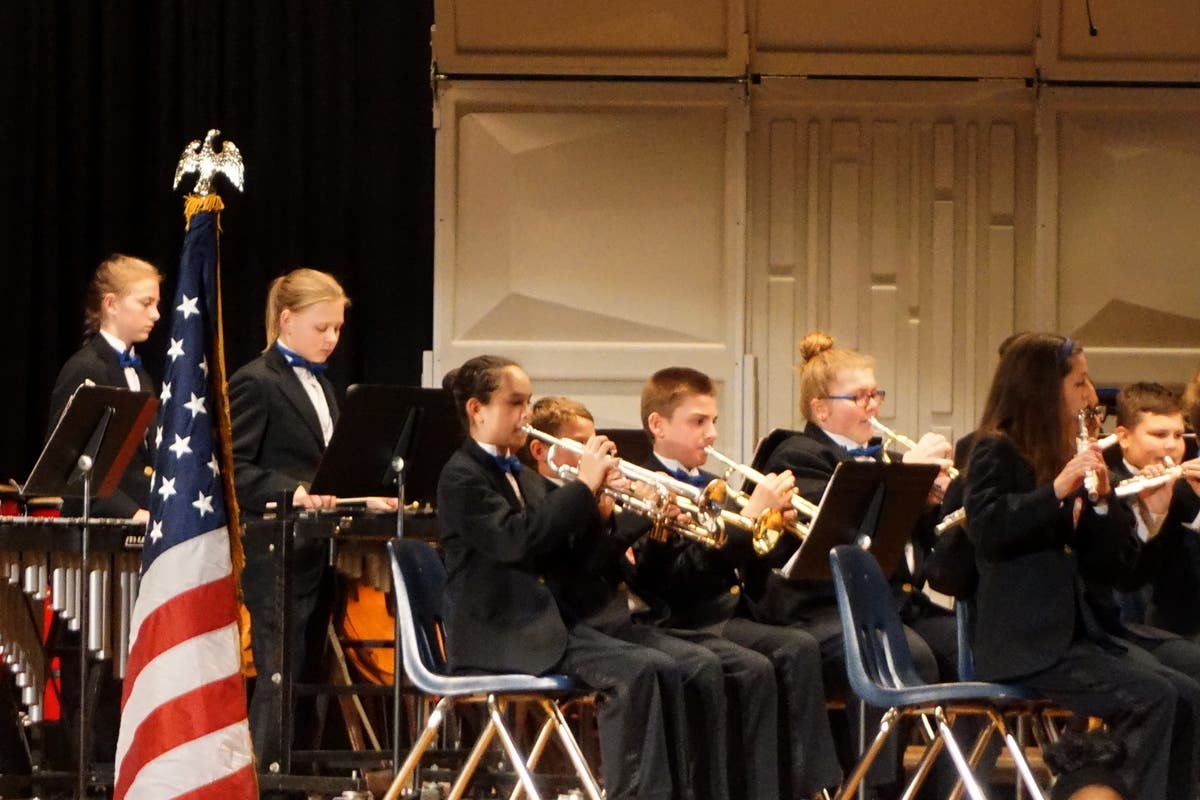 'A Veterans Day Salute' Concert In Photos | Lisle, IL Patch