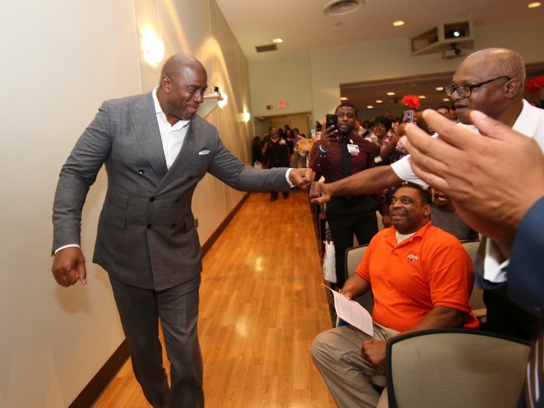 Magic Johnson, Newark Hospital Team Up To Fight Food Desert | Newark ...