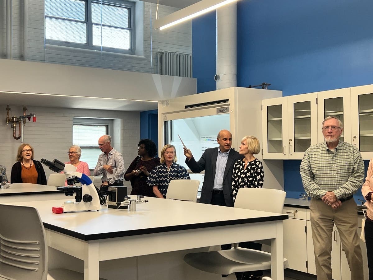 Newark School Converts Old Gym Into 2 New Science Labs | Newark, NJ Patch