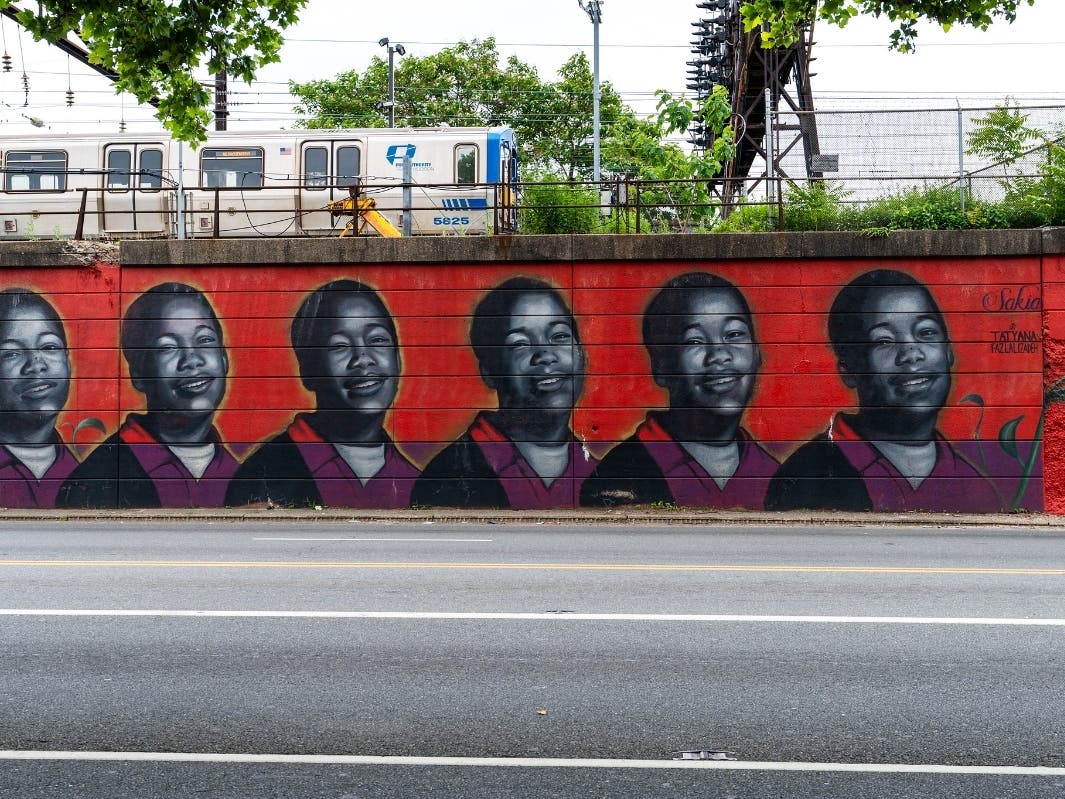Iconic Art Mural That Stretches Along Newark Highway Gets Big Facelift ...
