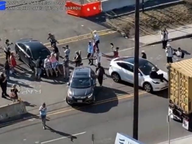 New Wave Of Anti-ICE Clashes At NJ Prison Ends With Arrests | Newark ...