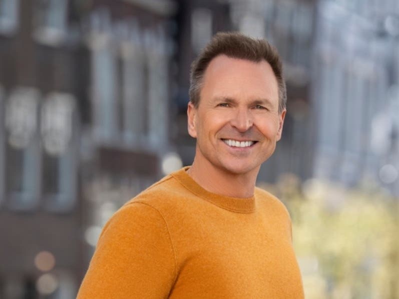 Jason George and Phil Keoghan to Cohost 'Emmys Pickleball Slam' Event ...