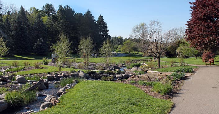 May 12: Boerner Botanical Gardens, Milwaukee Domes Host Special Tours ...