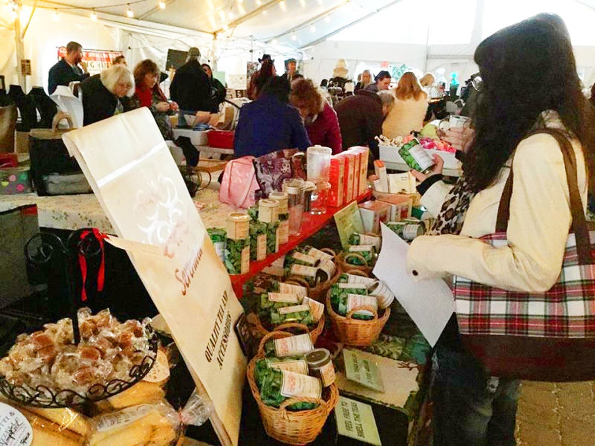 West Allis Christmas Market 2022