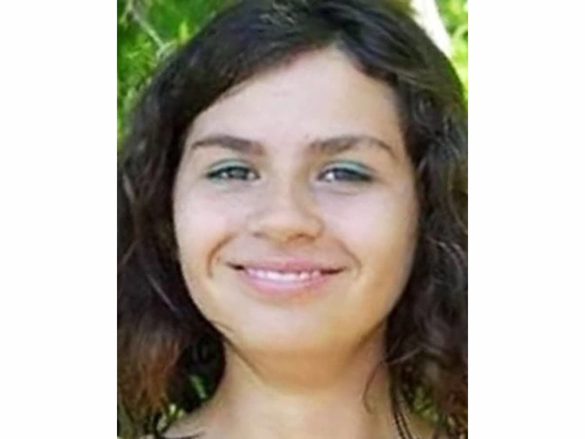 Minnesota Girl, 15, Goes Missing: Police Ask For Help | Maple Grove, MN ...