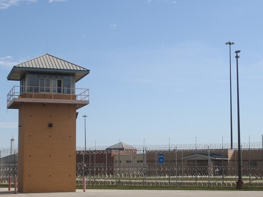 'Dangerous' MN Child Porn Convict Escapes Treatment Facility: Police ...
