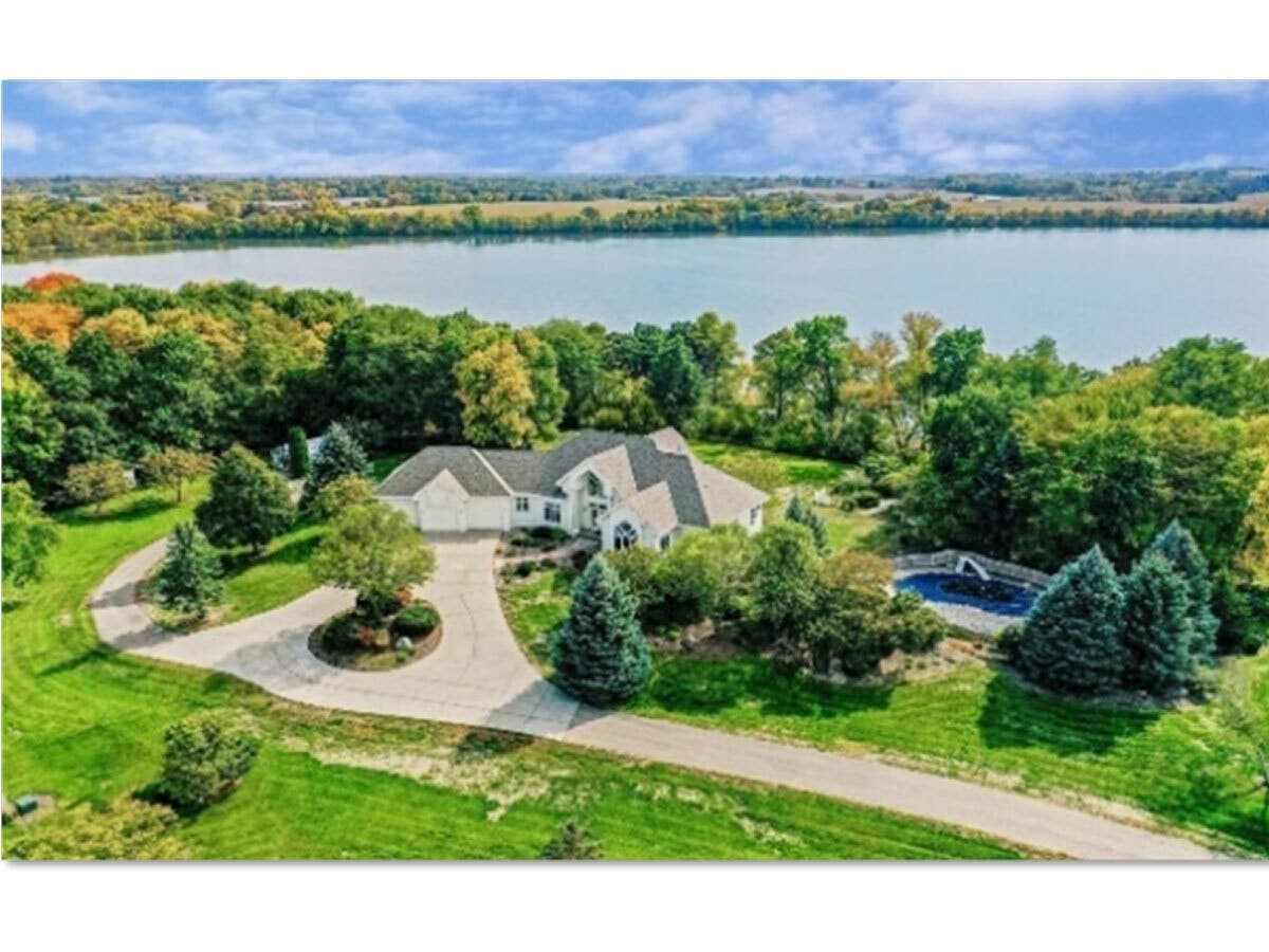 MN Man Asked IRS For $350M, Bought $2.6M Prior Lake Mansion: Feds ...