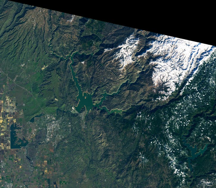 Before & After Photos Show CA's Snowpack, Reservoirs After Storms ...