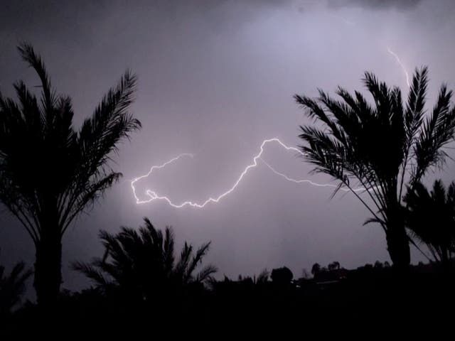 Lightning Storm Captured On Camera In Glenoak Hills: Photo Of The Week ...